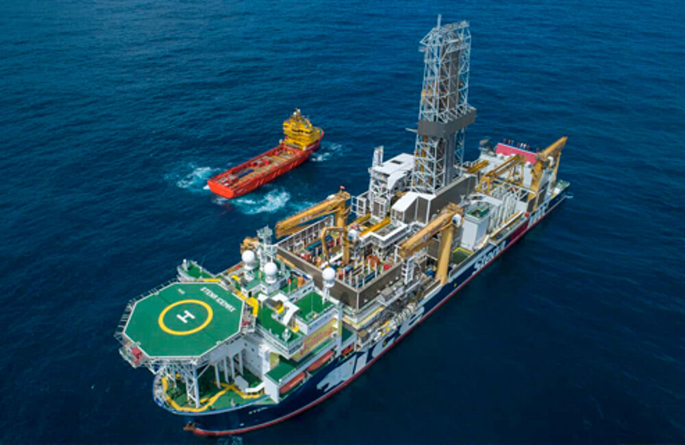 Drilling rigs and floating production plants